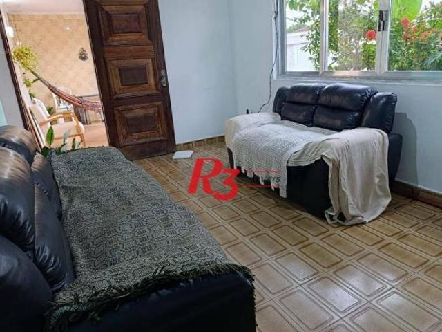 Casa com 4 dormitórios à venda, 142 m² por R$ 630.000,00 Santa Maria Santos/SP