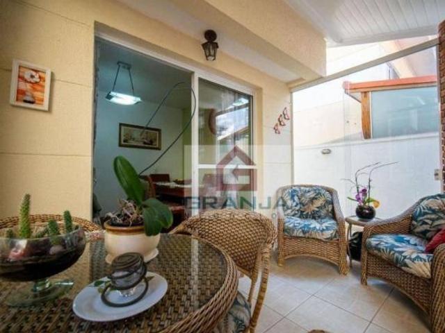 Casa com 4 dormitórios à venda, 154 m² por R$ 1.170.000 Granja Viana Cotia/SP