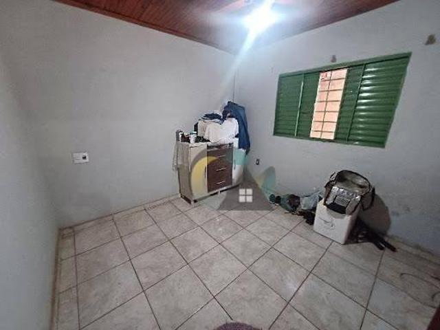 Casa com 4 dormitórios à venda, 154 m² por R$ 280.000 América Barretos/SP