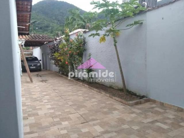 Casa com 4 dormitórios à venda, 156 m² por R$ 700.000,00 Perequê Mirim Ubatuba/SP