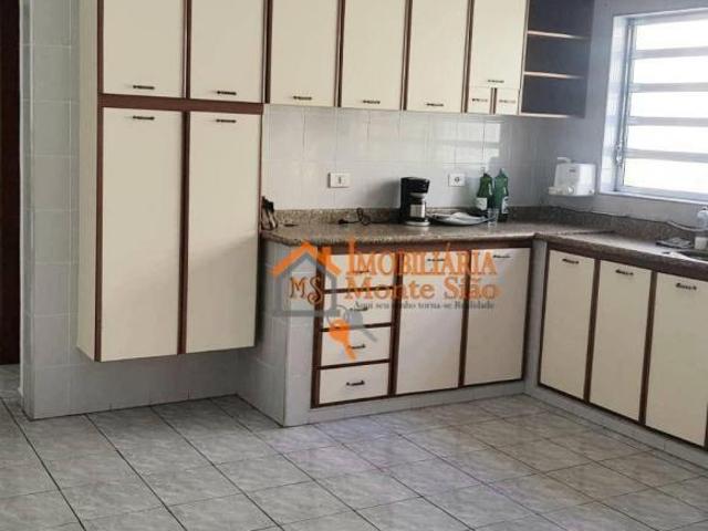 Casa com 4 dormitórios à venda, 157 m² por R$ 636.000,00 Jardim Flor da Montanha Guarulhos/SP