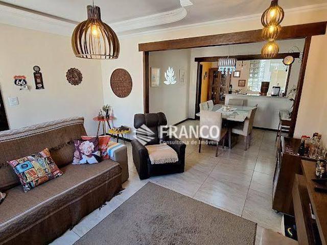 Casa com 4 dormitórios à venda, 160 m² Independência Taubaté/SP