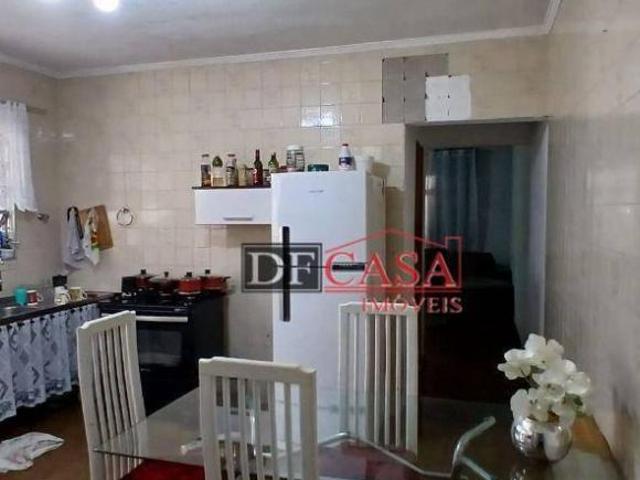 Casa com 4 dormitórios à venda, 160 m² por R$ 449.000,00 Vila Carmosina São Paulo/SP