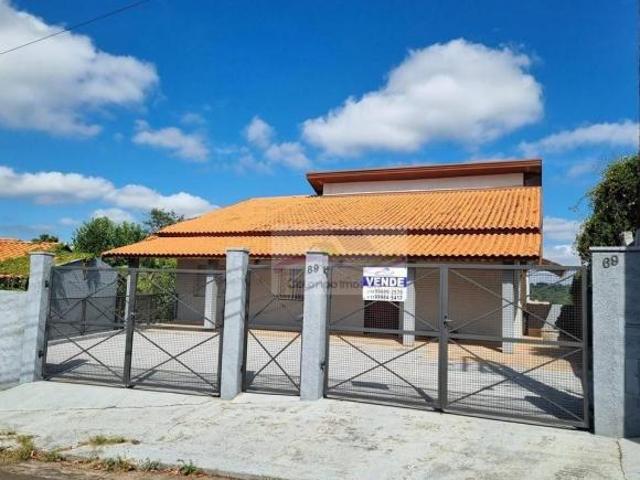 Casa com 4 dormitórios à venda, 161 m² por R$ 850.000 Centro Águas de São Pedro/SP