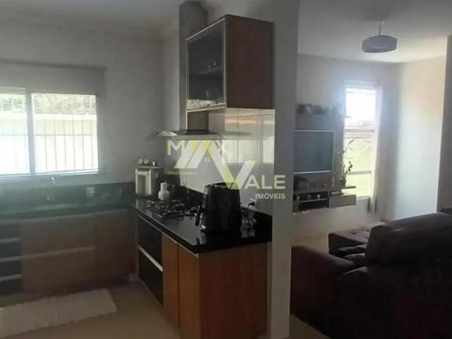 Casa com 4 dormitórios à venda, 170 m² por R$ 690.000 Villa Branca Jacareí/SP