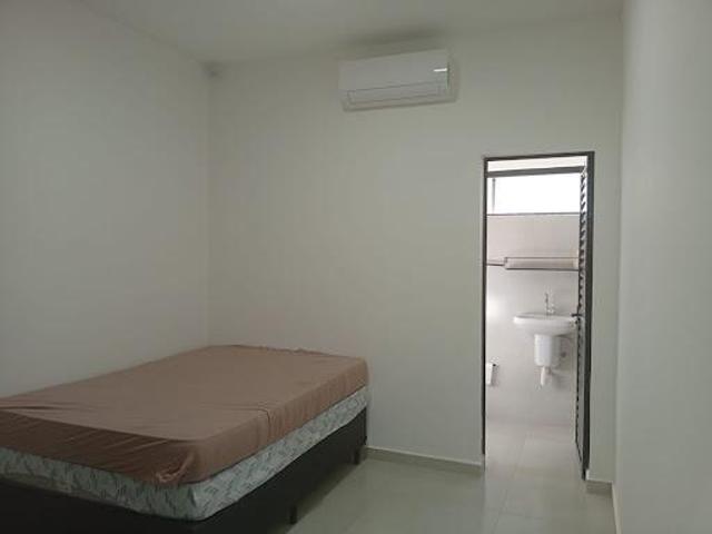 Casa com 4 dormitórios à venda, 170 m² por R$ 720.000,00 Condomínio Ninho Verde I Eco Residence