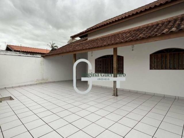 Casa com 4 dormitórios à venda, 188 m² por R$ 580.000,00 Estância Balneária Belmira Novaes Peruí