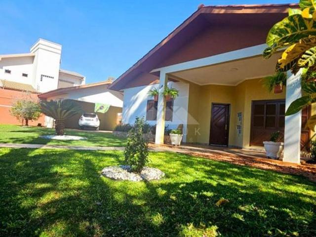 Casa com 4 dormitórios à venda, 180 m² por R$ 1.500.000,00 Vila Yolanda Foz do Iguaçu/PR