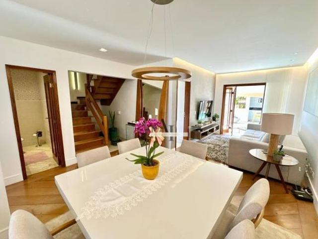 Casa com 4 dormitórios à venda, 180 m² por R$ 2.495.000,00 Arujá 5 Arujá/SP