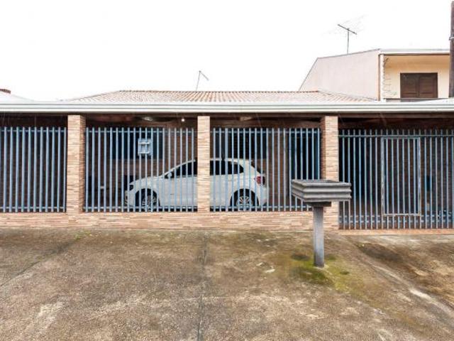Casa com 4 dormitórios à venda, 180 m² por R$ 795.800 Novo Mundo Curitiba/PR