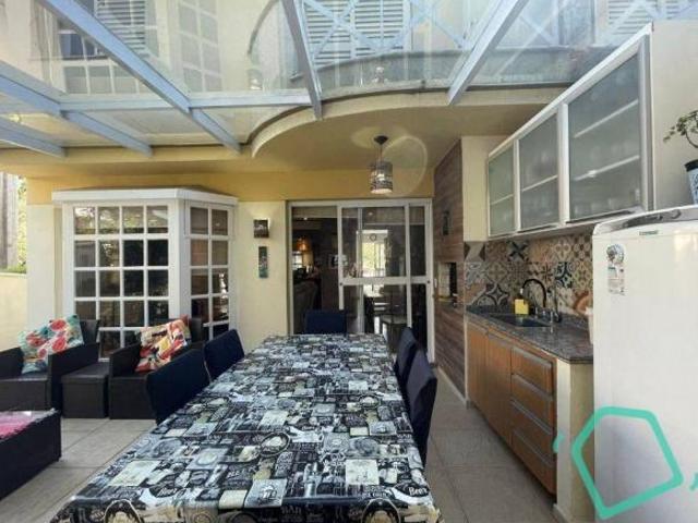 Casa com 4 dormitórios à venda, 180 m² por R$ 990.000,00 Granja Viana Cotia/SP