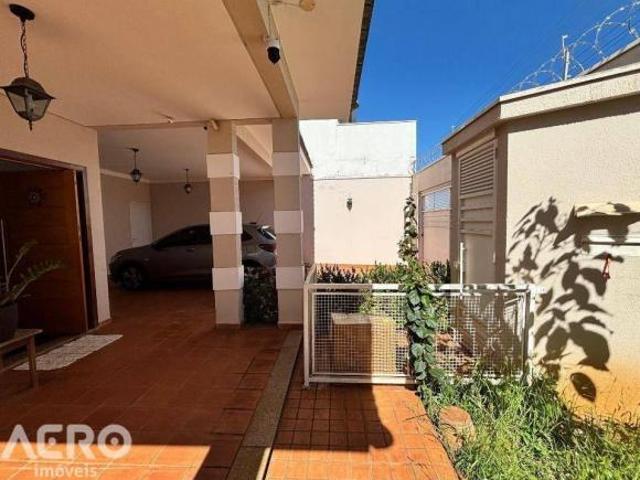 Casa com 4 dormitórios à venda, 194 m² por R$ 800.000,00 Jardim Terra Branca Bauru/SP