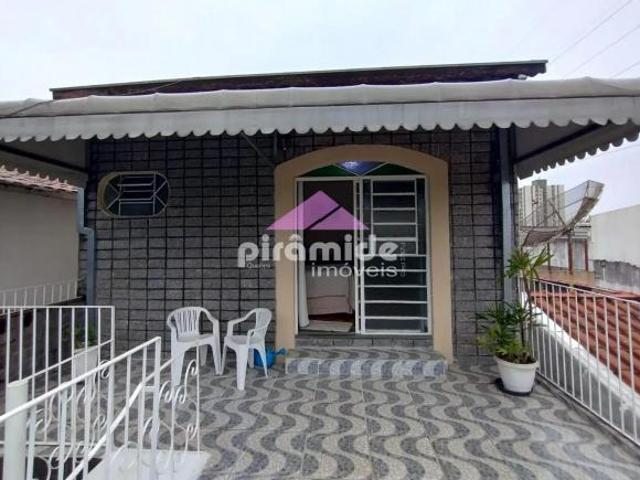 Casa com 4 dormitórios à venda, 196 m² por R$ 395.000,00 Vila Antônio Augusto Luiz Caçapava/SP