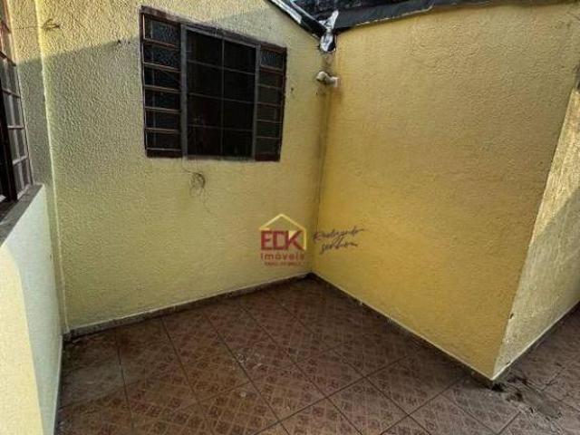 Casa com 4 dormitórios à venda, 197 m² por R$ 520.000 Vila Zezé Jacareí/SP
