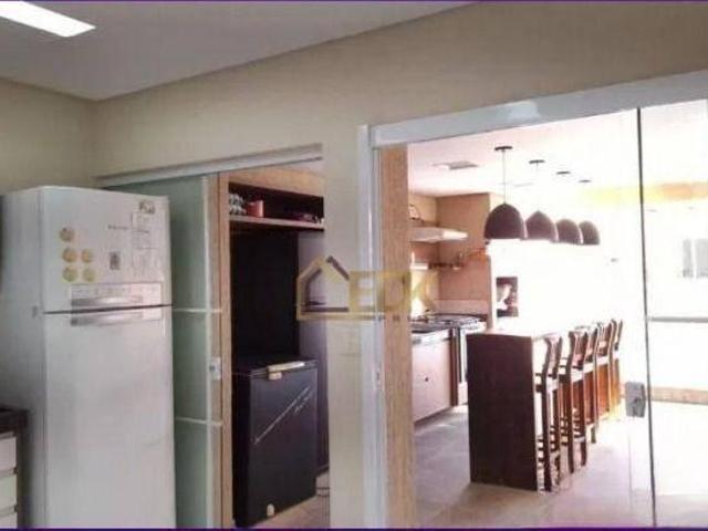 Casa com 4 dormitórios à venda, 198 m² por R$ 1.500.000 Alto São Pedro Taubaté/SP