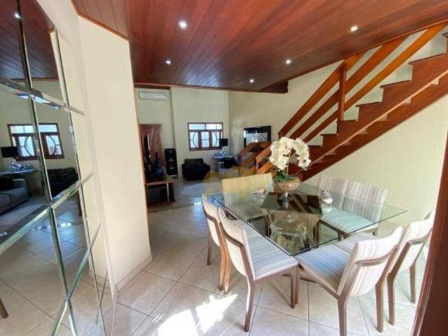 Casa com 4 dormitórios à venda, 198 m² por R$ 890.000,00 Jardim Itapuã Rio Claro/SP