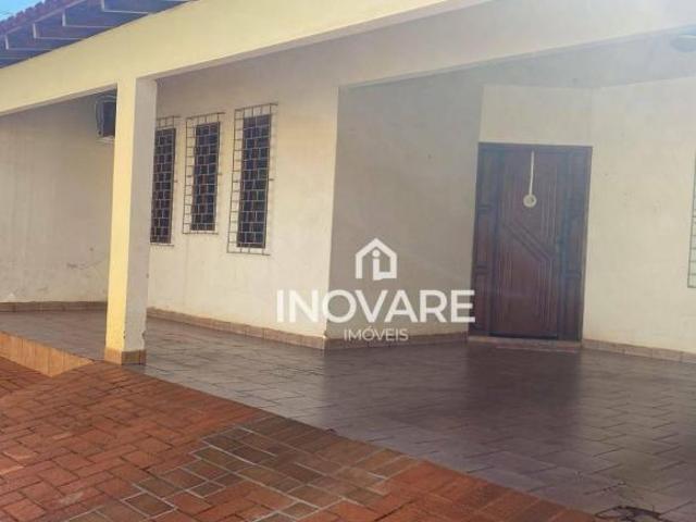 Casa com 4 dormitórios à venda, 190 m² por R$ 550.000,00 Jardim América Itumbiara/GO