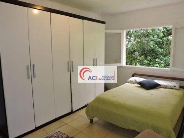 Casa com 4 dormitórios à venda, 205 m² por R$ 1.150.000,00 Granja Viana Embu das Artes/SP
