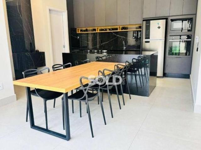 Casa com 4 dormitórios à venda, 200 m² por R$ 1.400.000,00 Centro Franca/SP