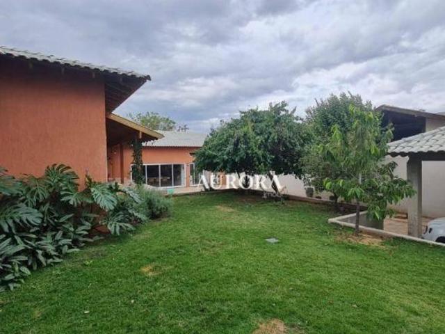 Casa com 4 dormitórios à venda, 200 m² por R$ 1.590.000 Tucano Londrina/PR