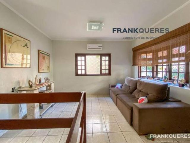 Casa com 4 dormitórios à venda, 200 m² por R$ 1.700.000,00 Urbanova São José dos Campos/SP