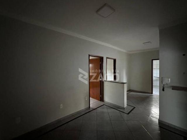Casa com 4 dormitórios à venda, 200 m² por R$ 460.000,00 Universitário Uberaba/MG