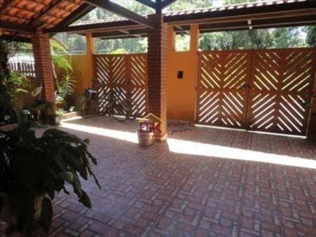 Casa com 4 dormitórios à venda, 200 m² por R$ 660.000,00 Balneário Copacabana Caraguatatuba/SP