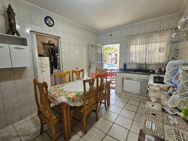 Casa com 4 dormitórios à venda, 200 m² por R$ 720.000,00 Ponte Grande Guarulhos/SP