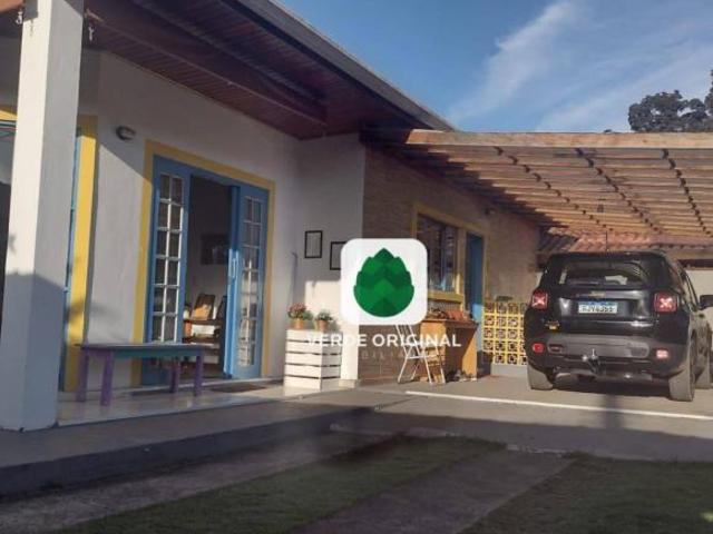 Casa com 4 dormitórios à venda, 200 m² por R$ 795.000,00 Sítio São Bento do Sapucaí/SP