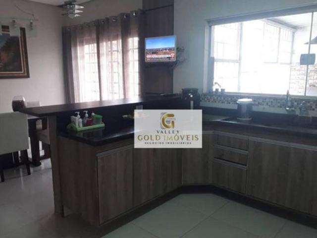 Casa com 4 dormitórios à venda, 200 m² por R$ 900.000 Jardim América São José dos Campos/SP