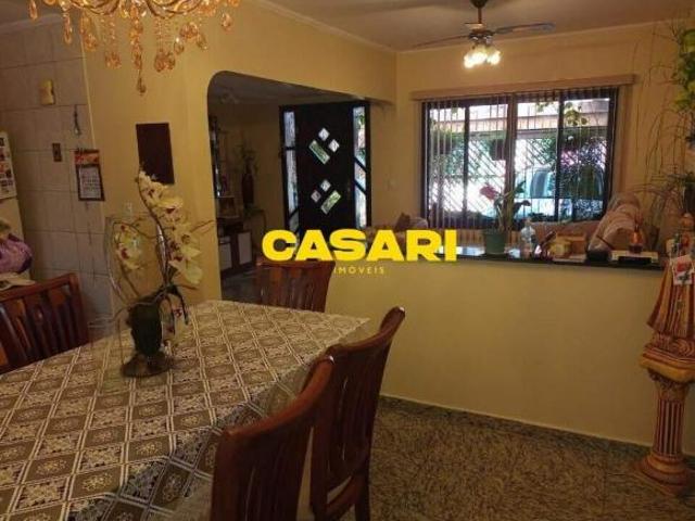 Casa com 4 dormitórios à venda, 202 m² por R$ 900.000,00 Planalto São Bernardo do Campo/SP