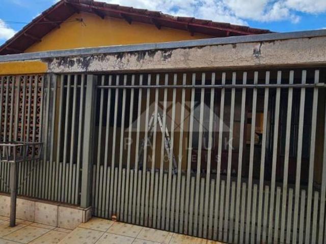 Casa com 4 dormitórios à venda, 215 m² por R$ 450.000,00 Jardim Panorama Foz do Iguaçu/PR