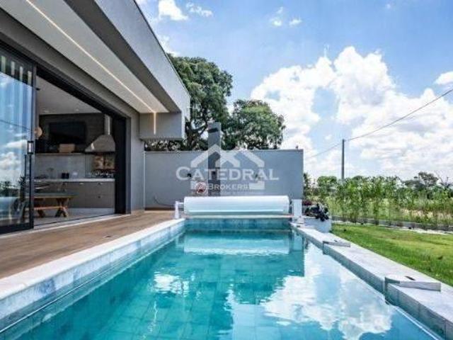 Casa com 4 dormitórios à venda, 218 m² por R$ 1.490.000,00 Riviera de Santa Cristina Arandu/SP