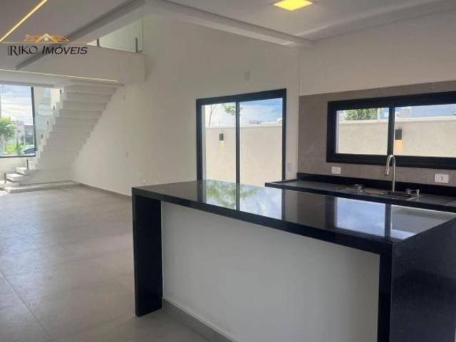 Casa com 4 dormitórios à venda, 218 m² por R$ 1.700.000,00 Jardim das Flores São José dos Campos