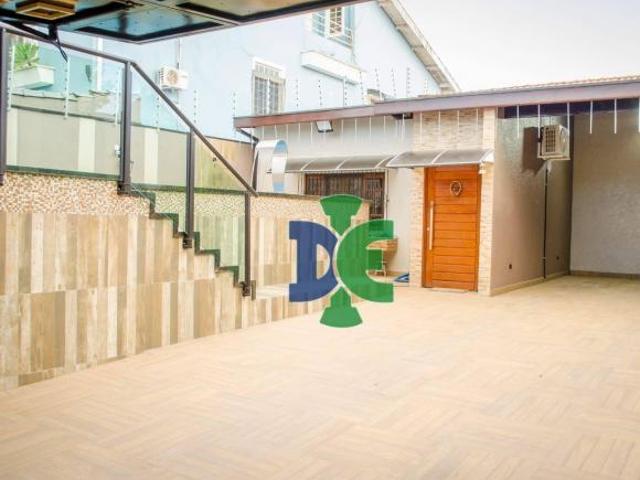 Casa com 4 dormitórios à venda, 218 m² por R$ 1.350.000,00 Jardim Flórida Jacareí/SP