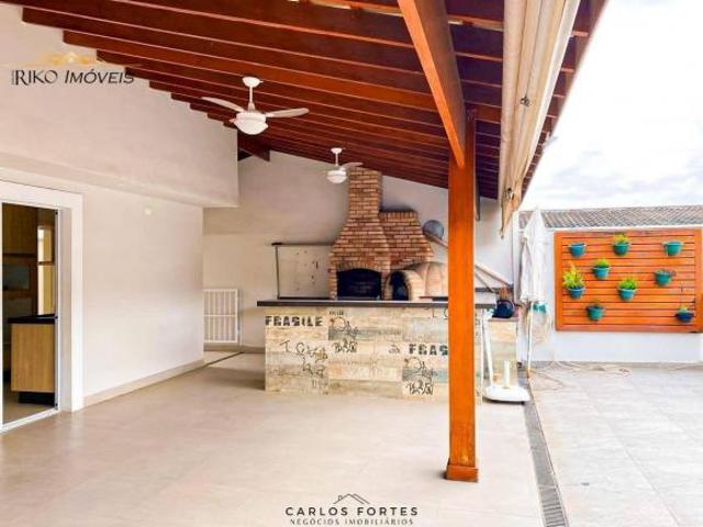 Casa com 4 dormitórios à venda, 210 m² por R$ 1.390.000 Villa Branca Jacareí/SP