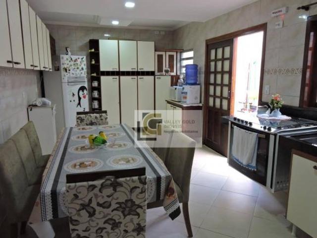 Casa com 4 dormitórios à venda, 212 m² por R$ 915.000,00 Jardim Flórida Jacareí/SP