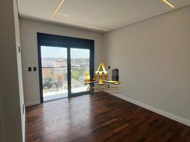 Casa com 4 Dormitórios à Venda, 224 m² por R$ 1.790.000 New Ville Santana de Parnaíba/SP