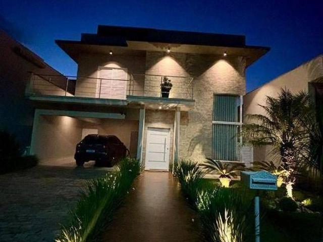 Casa com 4 dormitórios à venda, 228 m² por R$ 2.650.000,00 Condomínio Vale das Águas Bragança Pa