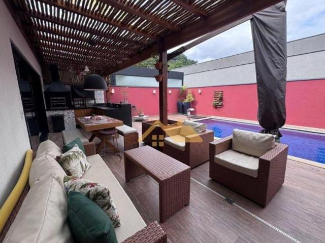 Casa com 4 dormitórios à venda, 220 m² por R$ 3.300.000,00 Praia Barra do Sahy São Sebastião/SP