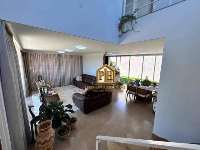 Casa com 4 dormitórios à venda, 220 m² por R$ 1.840.000,00 Vila Petrópolis Atibaia/SP
