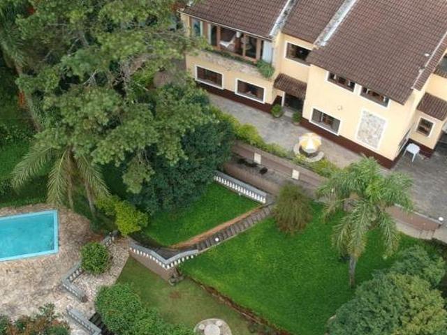 Casa com 4 dormitórios à venda, 220 m² por R$ 1.180.000,00 Roseira Mairiporã/SP