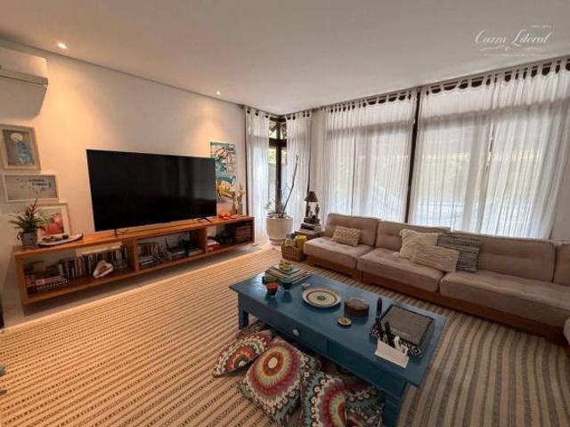 Casa com 4 dormitórios à venda, 220 m² por R$ 4.500.000,00 Praia da Baleia São Sebastião/SP