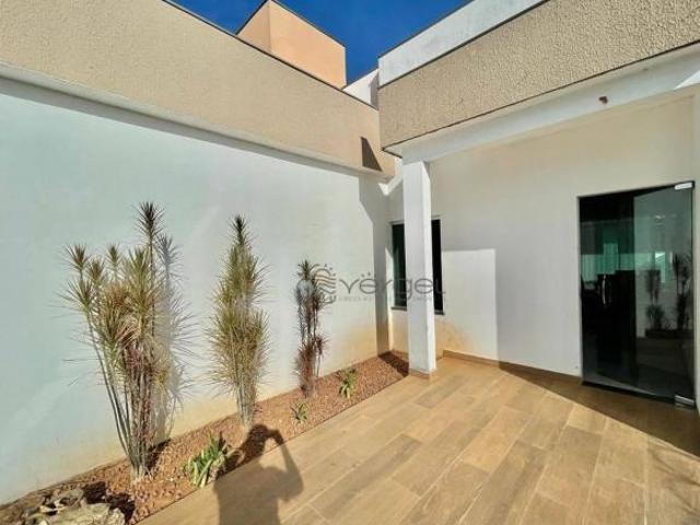 Casa com 4 dormitórios à venda, 220 m² por R$ 690.000,00 Novo Santos Dumont Lagoa Santa/MG