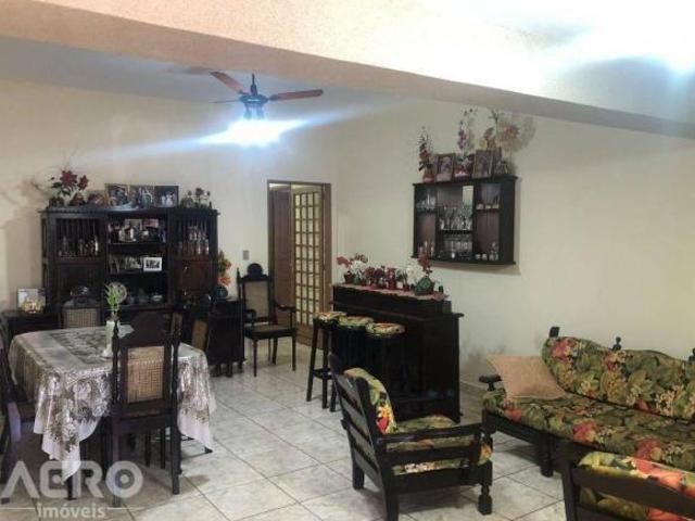 Casa com 4 dormitórios à venda, 223 m² por R$ 400.000 Alto Higienópolis Bauru/SP