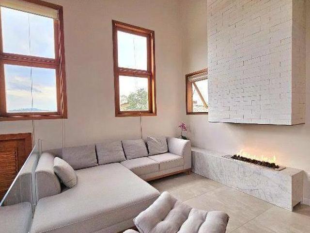 Casa com 4 dormitórios à venda, 235 m² por R$ 1.600.000,00 Granja Viana Carapicuíba/SP