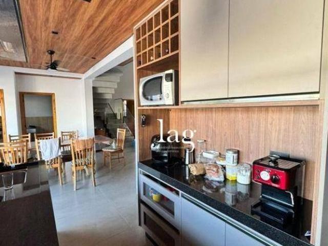 Casa com 4 dormitórios à venda, 235 m² por R$ 2.200.000,00 Condominio Parque Esplanada Votoranti