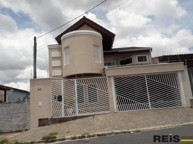 Casa com 4 dormitórios à venda, 235 m² por R$ 900.000,00 Jardim Prestes de Barros Sorocaba/SP