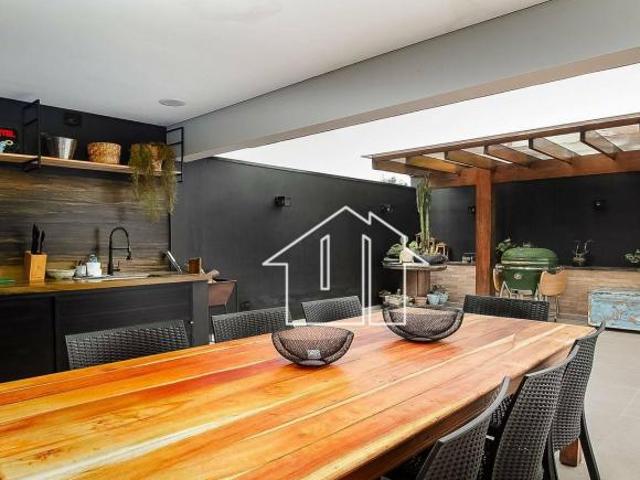 Casa com 4 dormitórios à venda, 236 m² por R$ 2.100.000,00 Urbanova São José dos Campos/SP