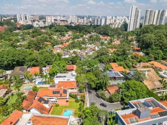 Casa com 4 dormitórios à venda, 237 m² por R$ 1.890. Jardim Marajoara São Paulo/SP